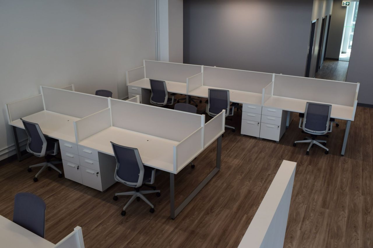 Transformative Solutions with Modern and Stylish Office Furniture