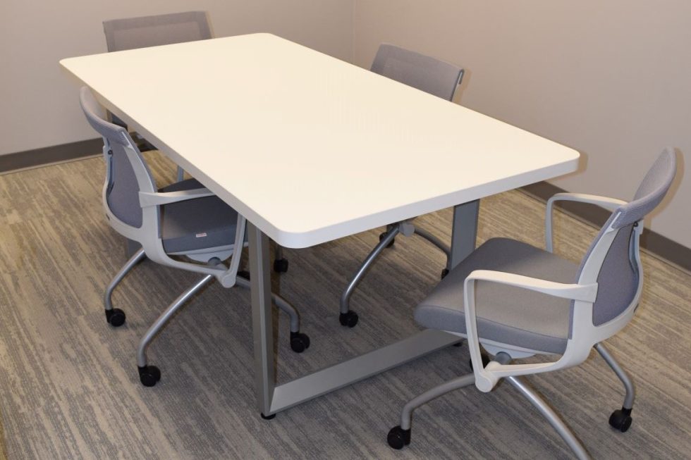 Transformative Solutions with Modern and Stylish Office Furniture